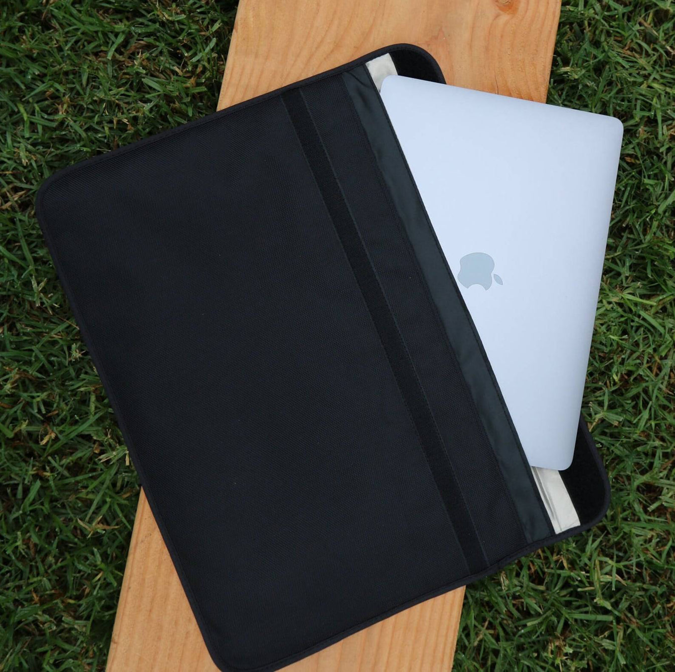 EMF blocking Laptop sleeve [ok.] portfolio made to Block radiation fro ...